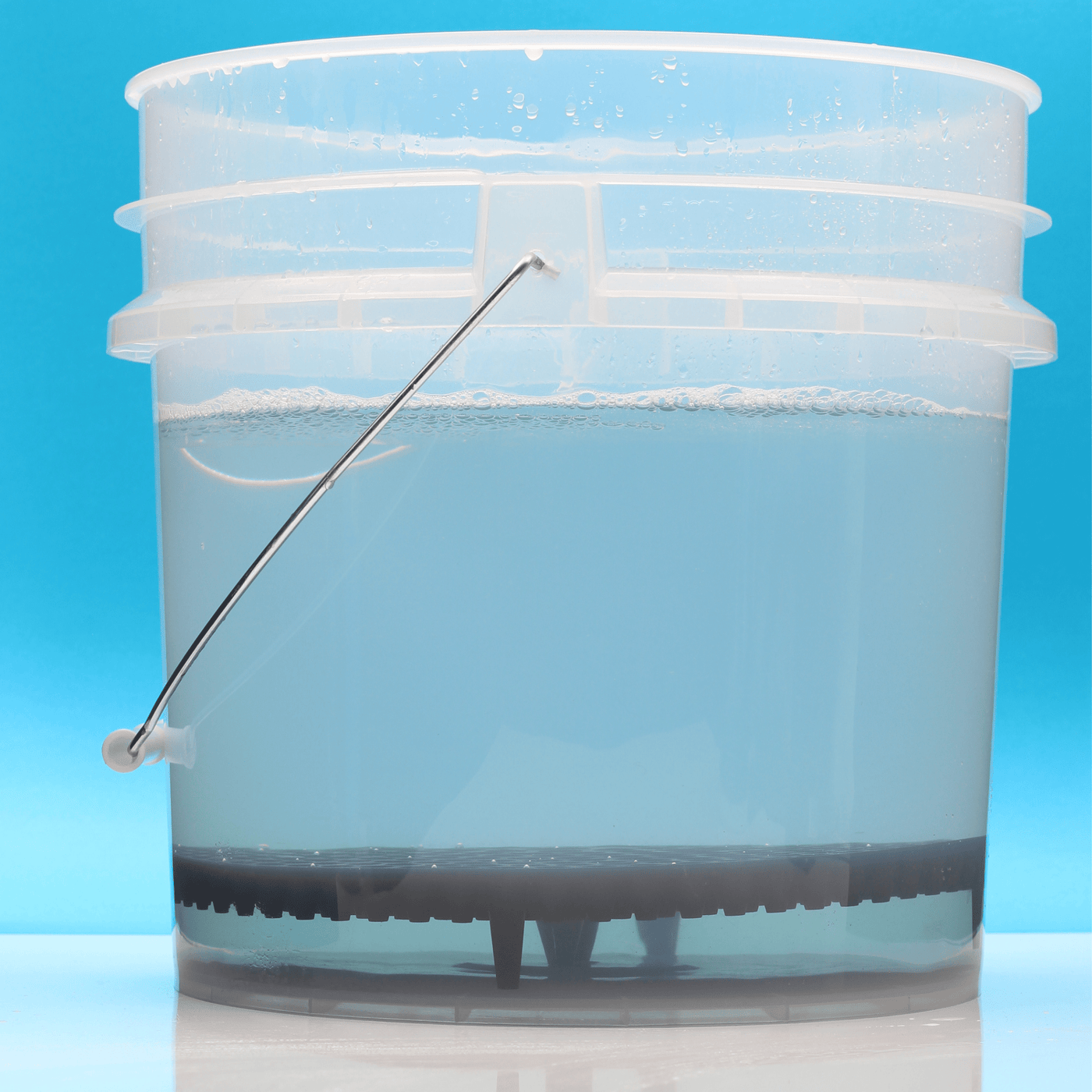 Rockcar Clear Car Wash Bucket with Black Dirt Trap – 17L Scratch ...