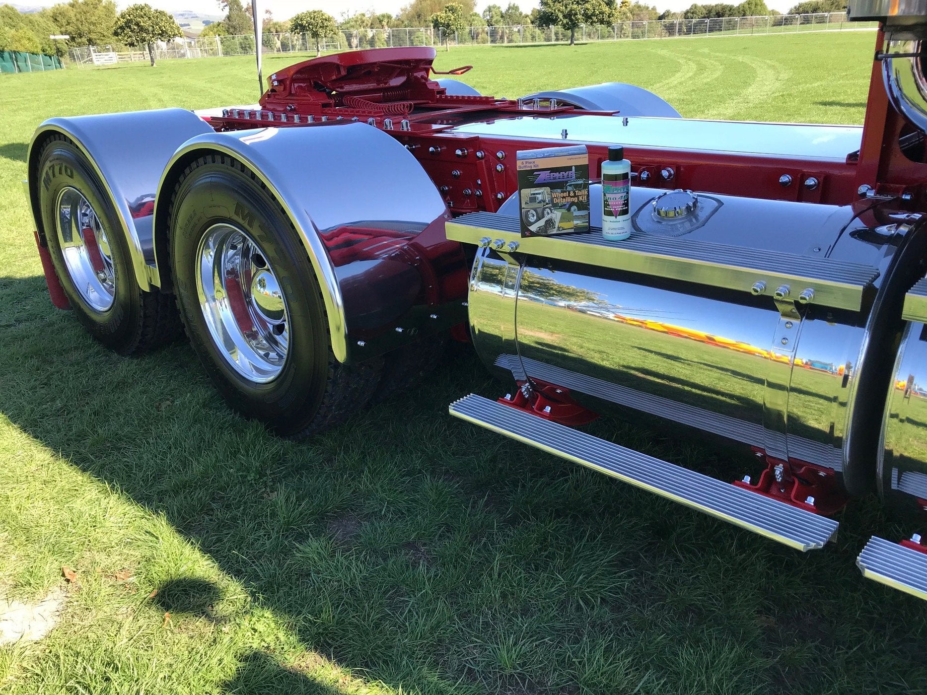 Zephyr Pro40 Metal polish (#1 for a reason!) — Lovecars